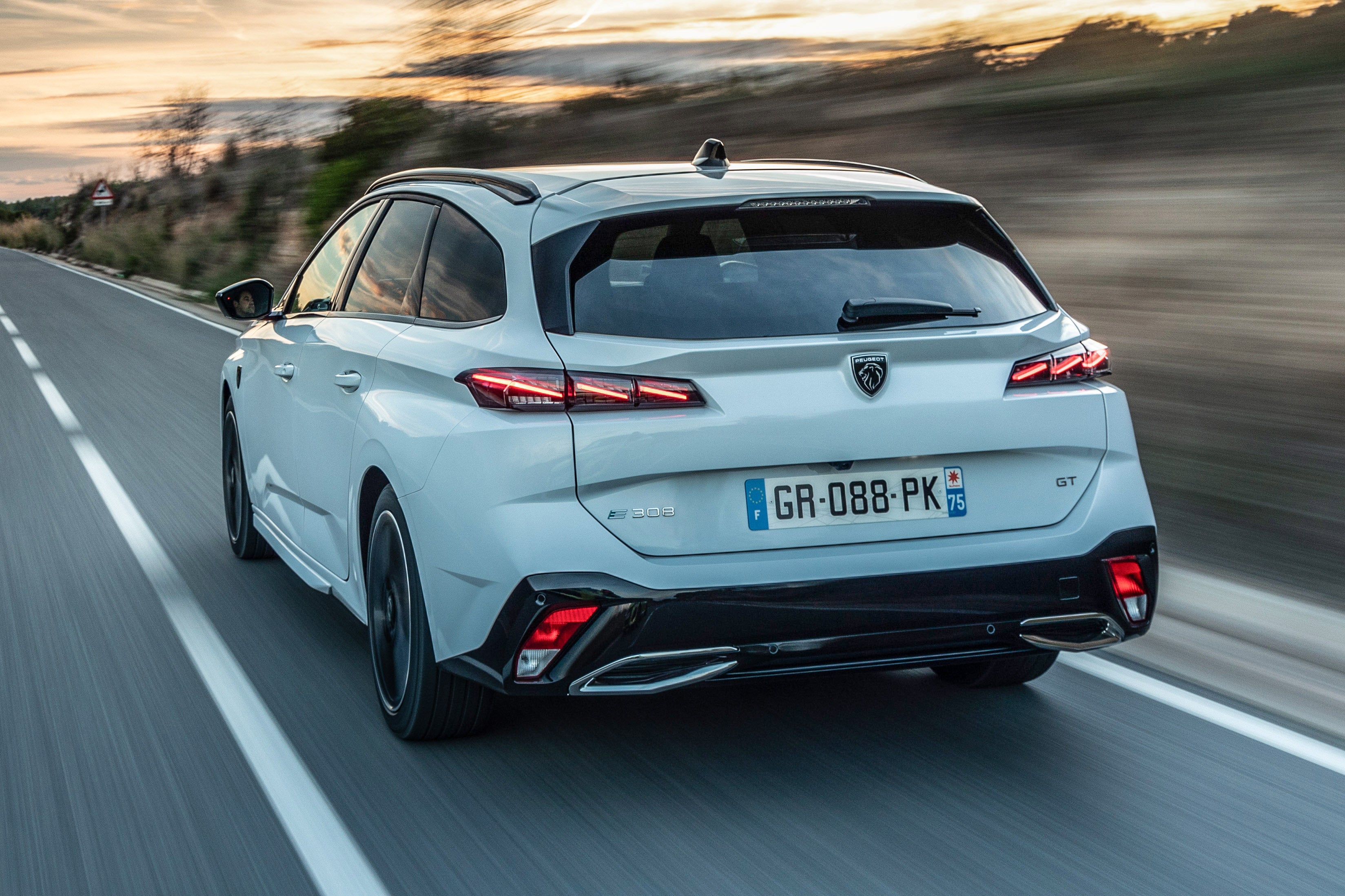 Peugeot e-308 SW Review 2024 | heycar