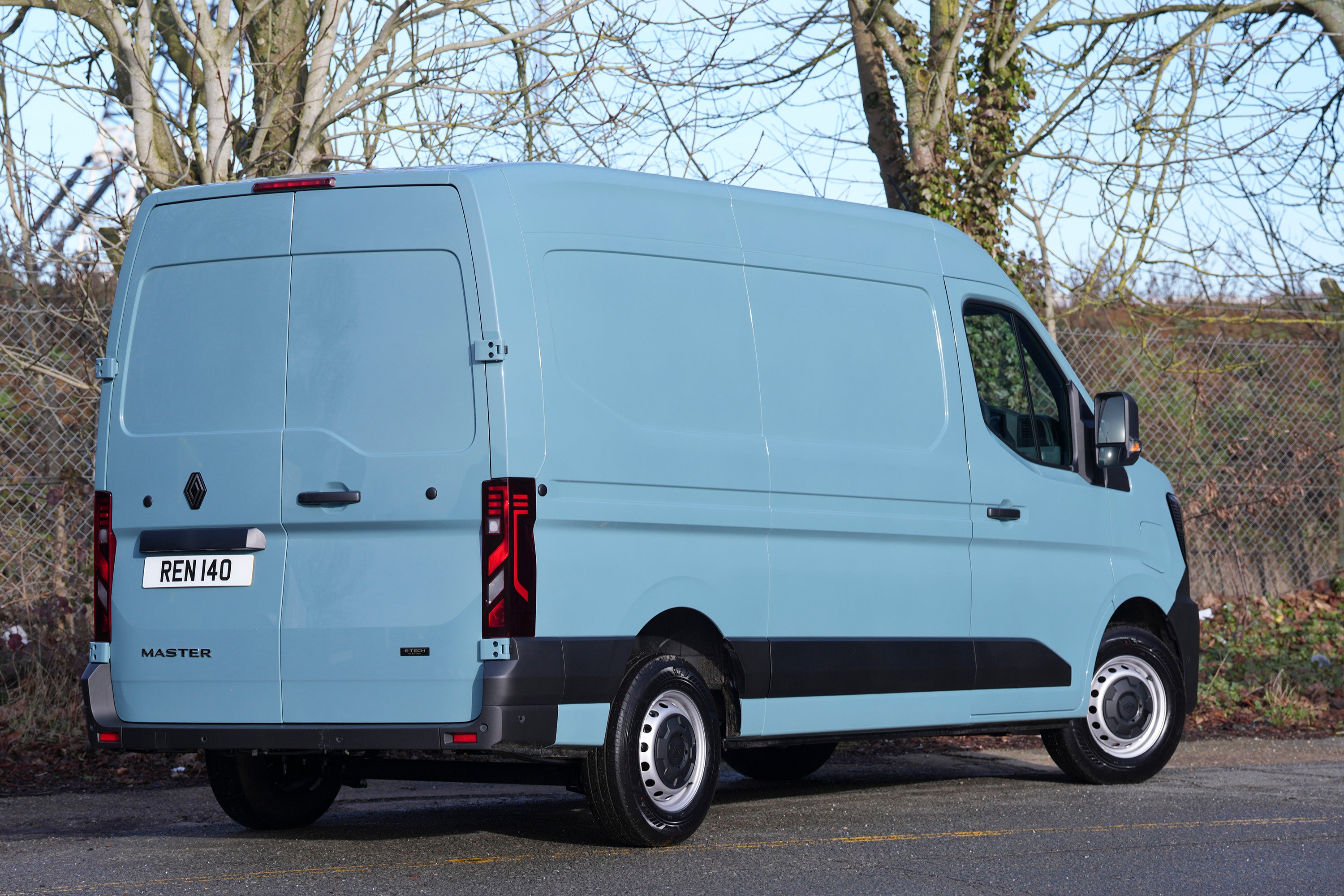 Renault Master Review 2026: Price, specs & boot space | heycar UK