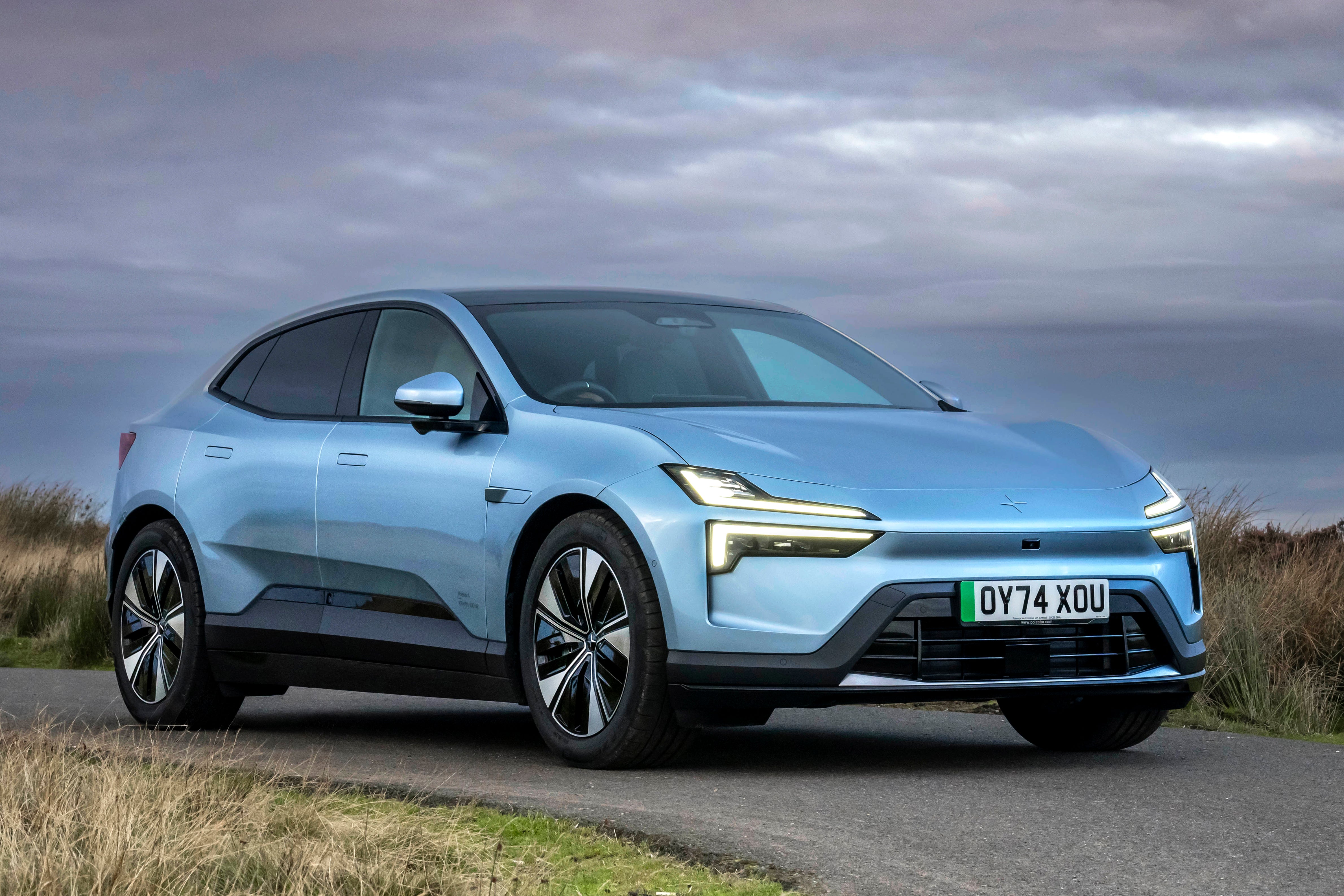 Polestar 4 Review 2025: Price, specs & boot space | heycar UK