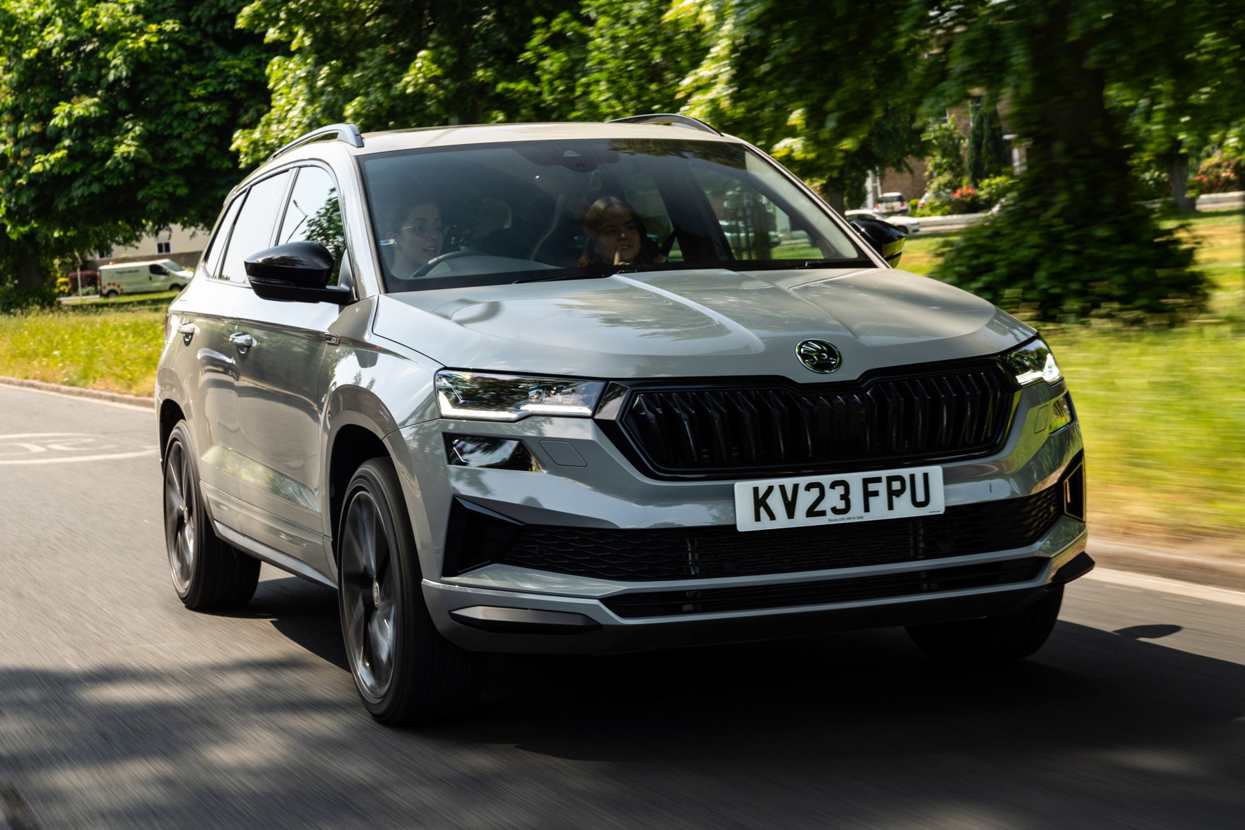 Skoda Karoq Review 2025: Price, specs & boot space | heycar UK