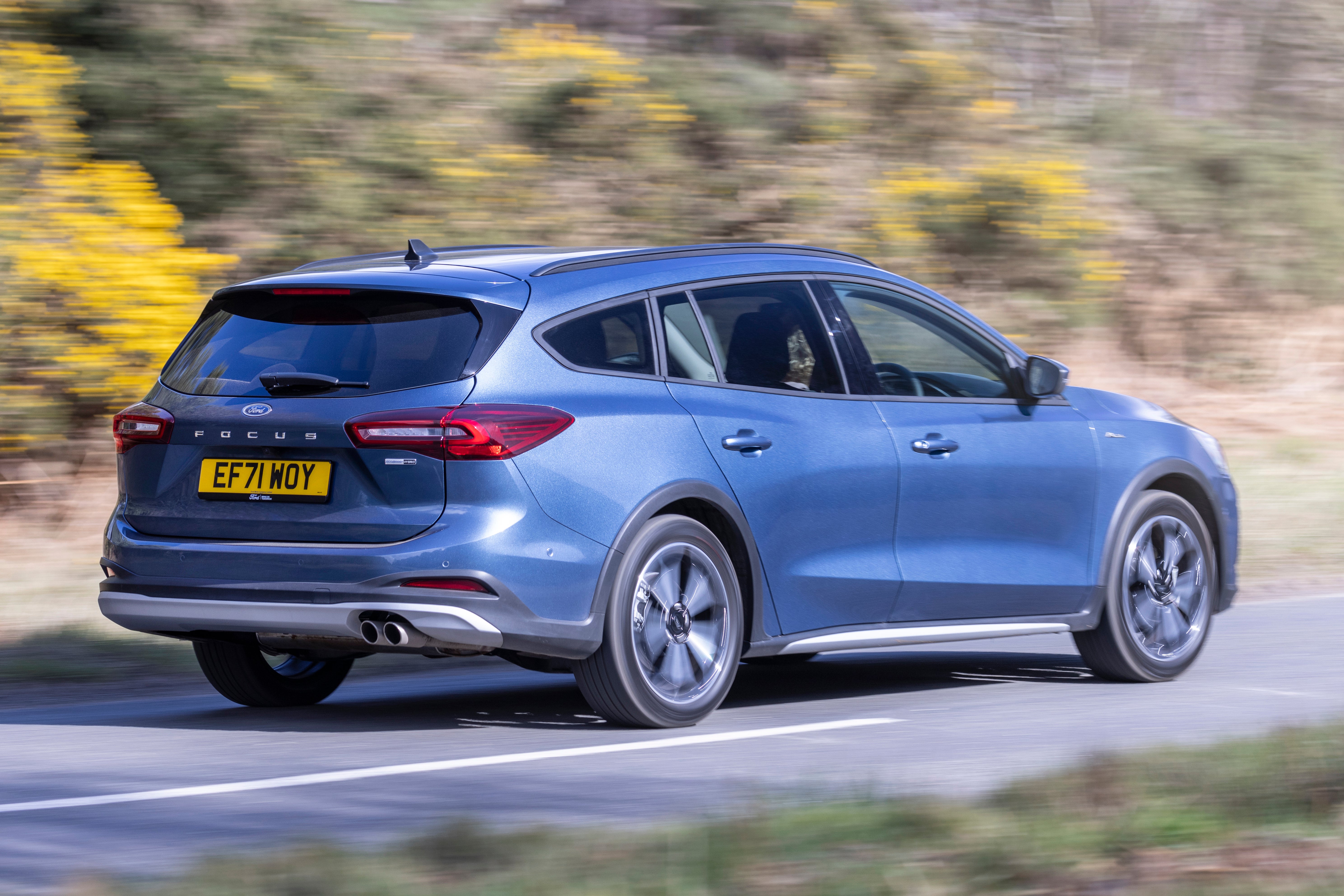 Ford Focus Estate Review 2025: Price, specs & boot space | heycar UK