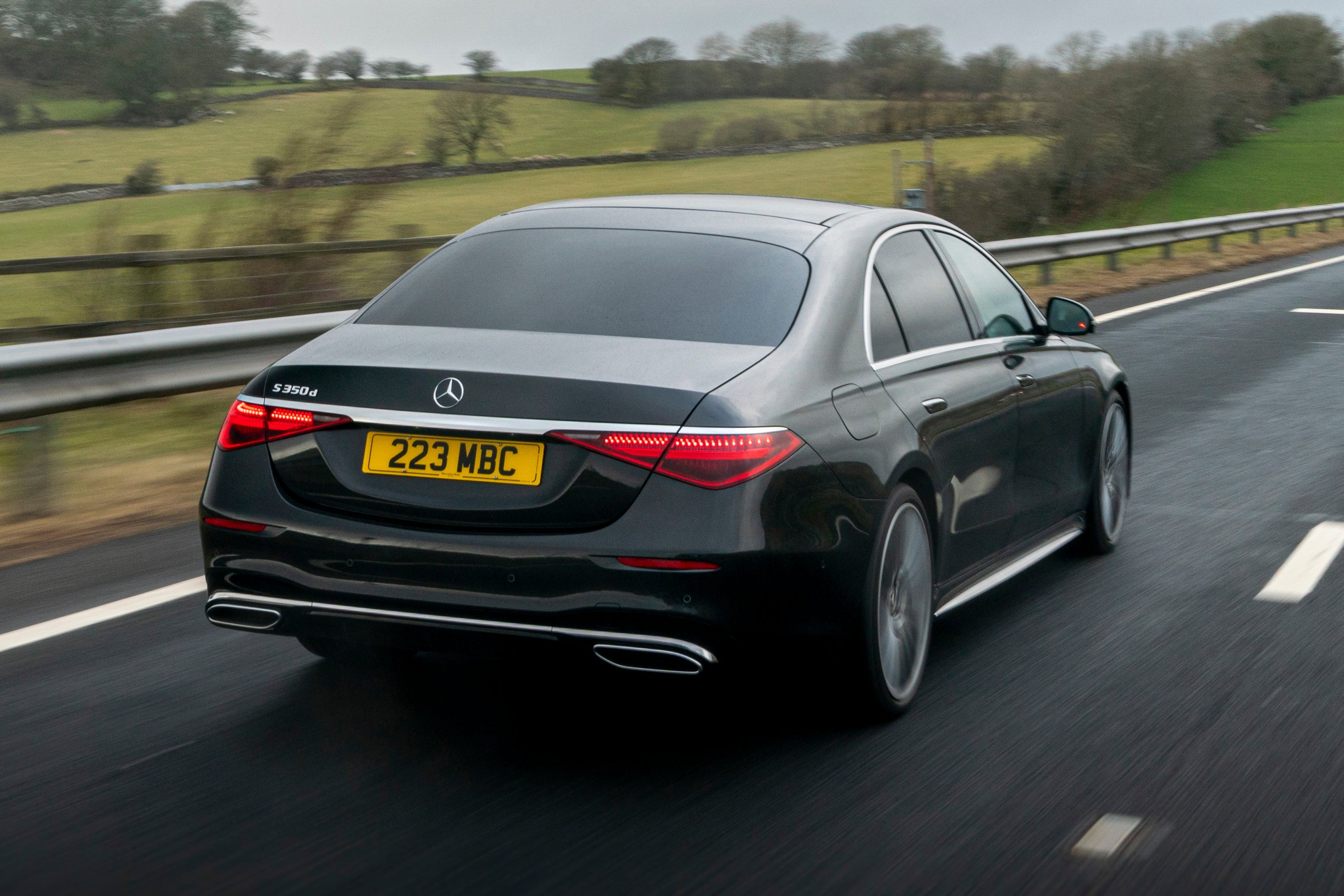 Mercedes-Benz S-Class Review 2025: Price, specs & boot space | heycar UK