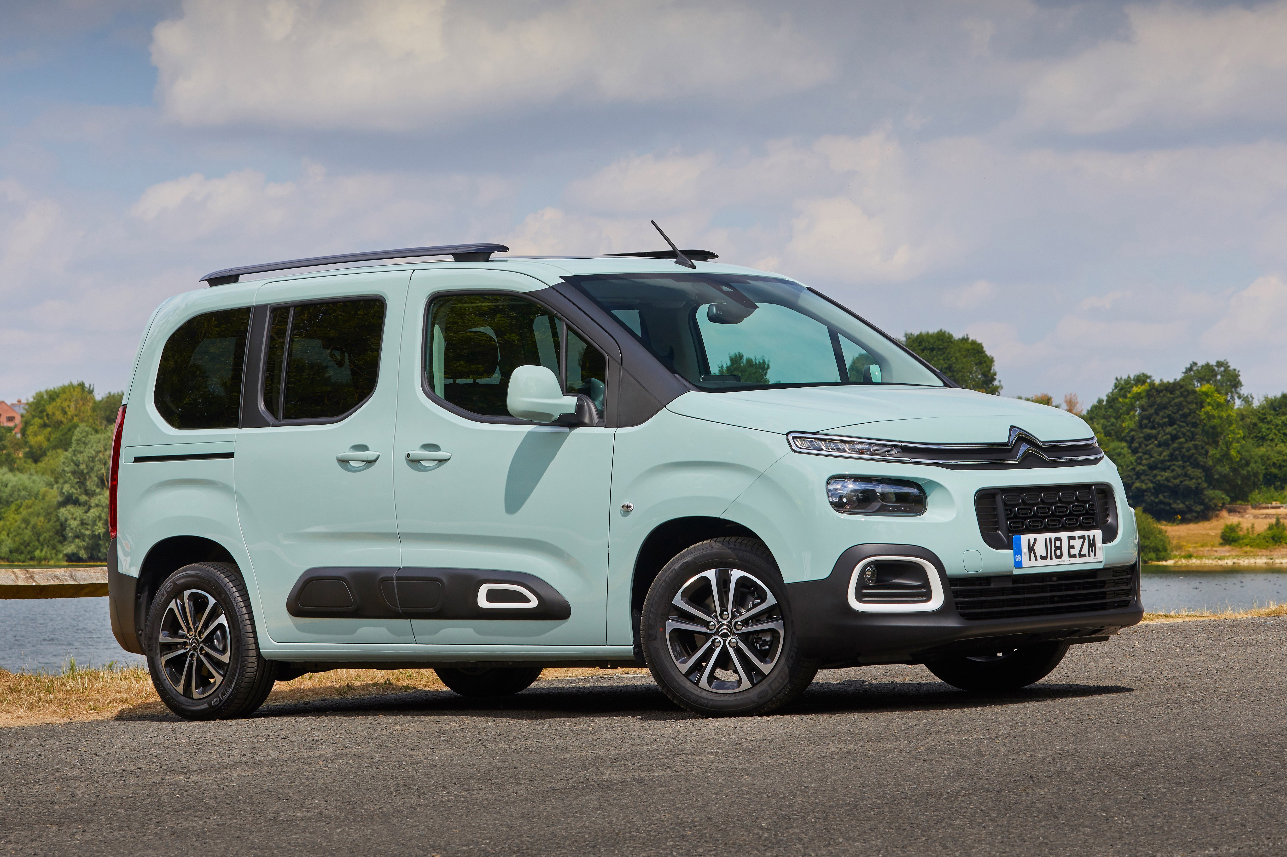 Citroen Berlingo MPV Review 2026: Price, specs & boot space | heycar UK