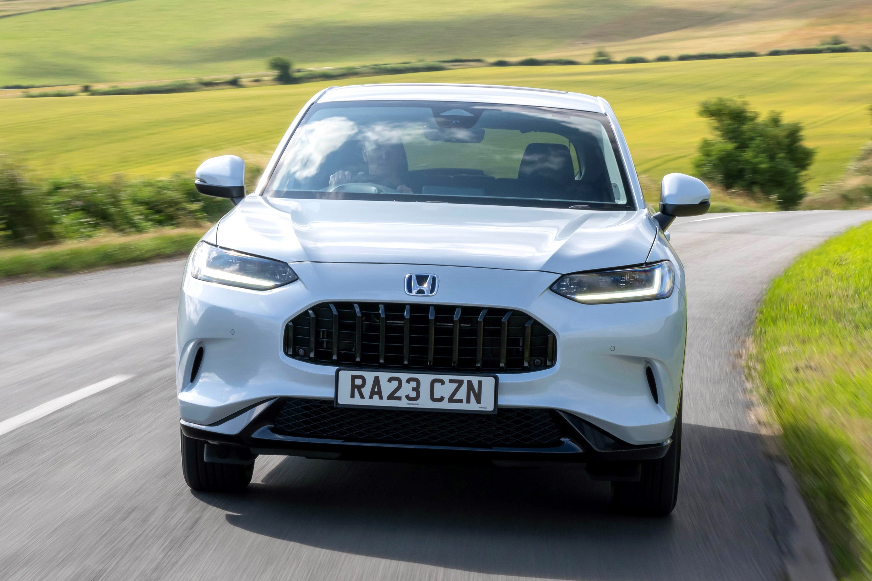 Honda ZR-V Review 2025: Price, specs & boot space | heycar UK