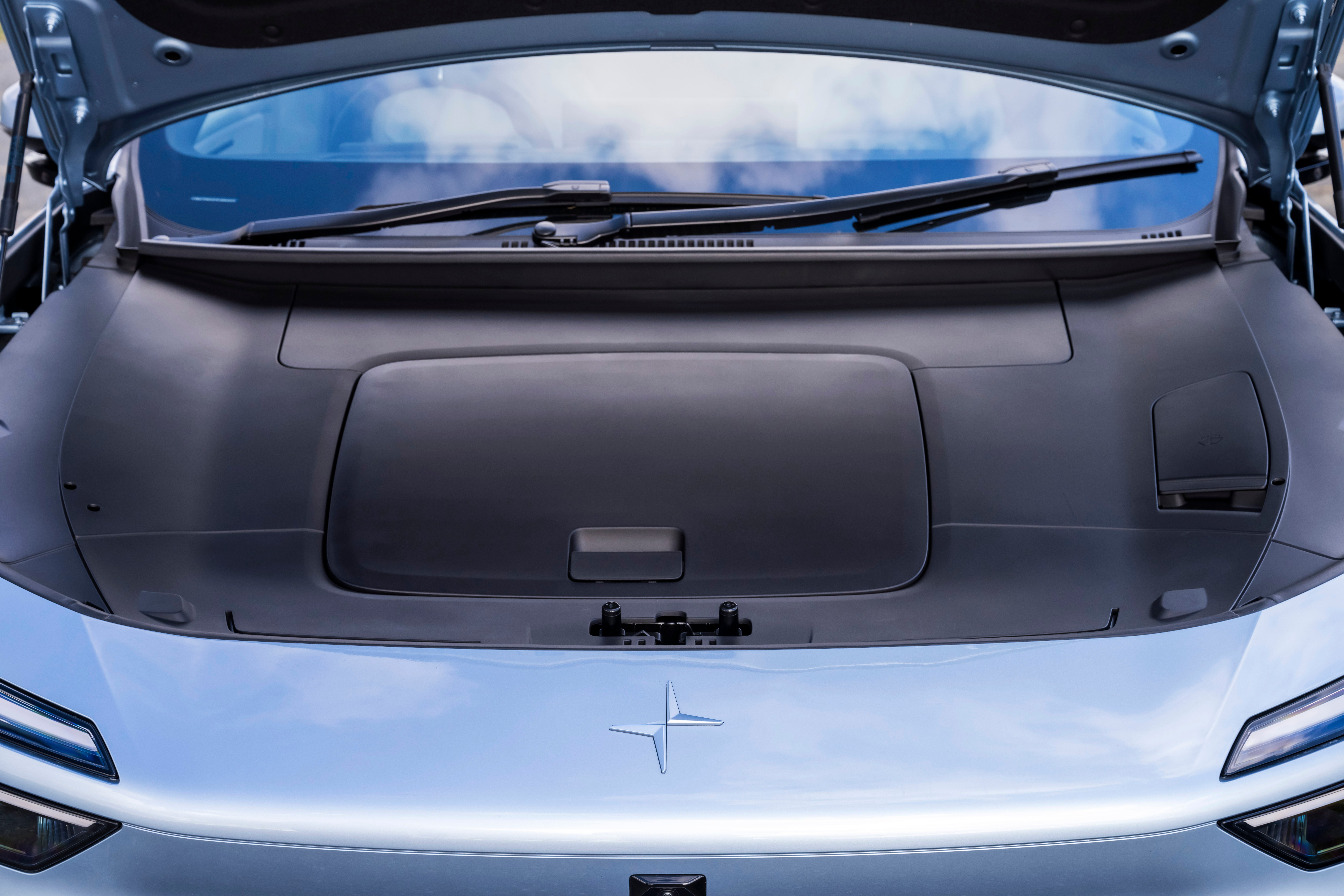 Polestar 4 Review 2025: Price, specs & boot space | heycar UK