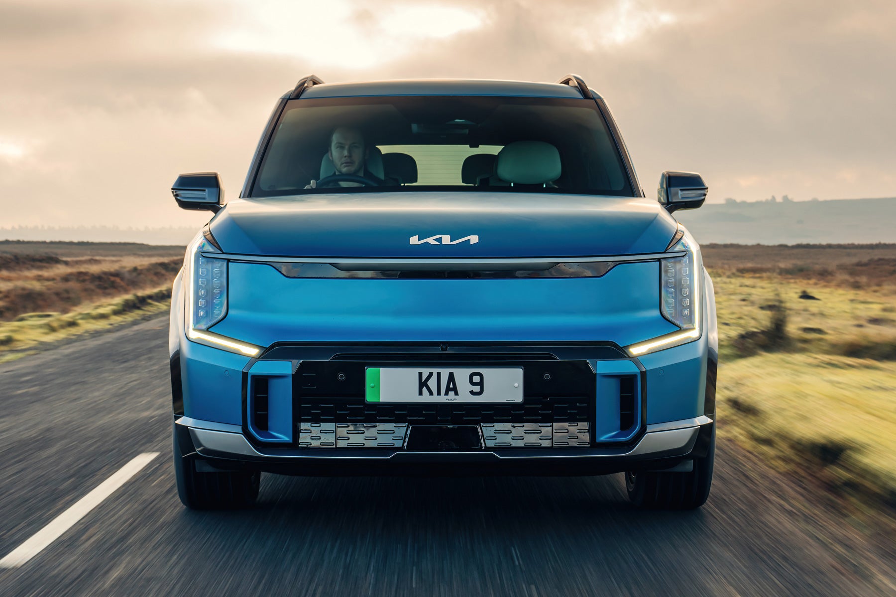 Kia EV9 Review 2025: Price, specs & boot space | heycar UK