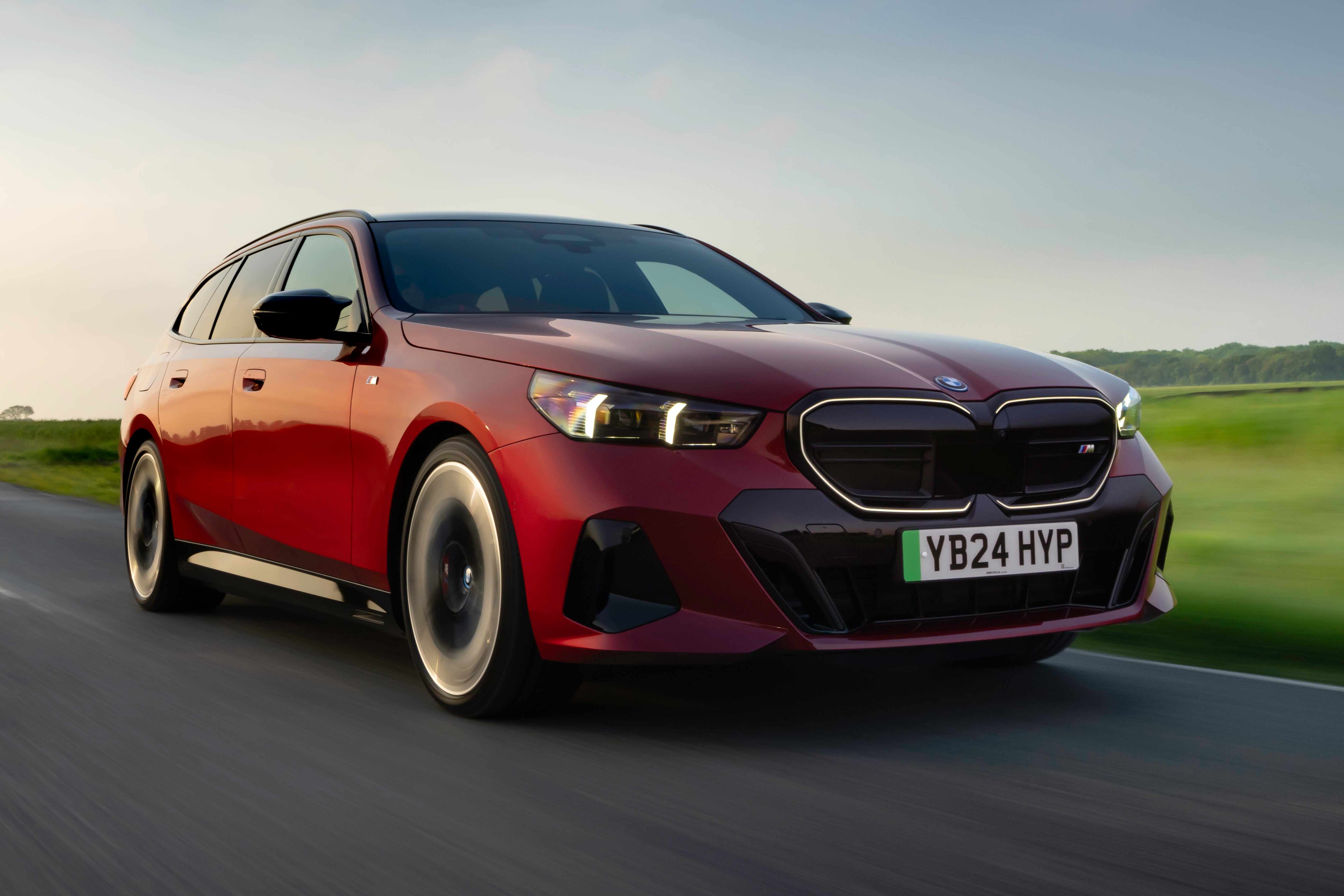 BMW i5 Touring Review 2026: Price, specs & boot space | heycar UK