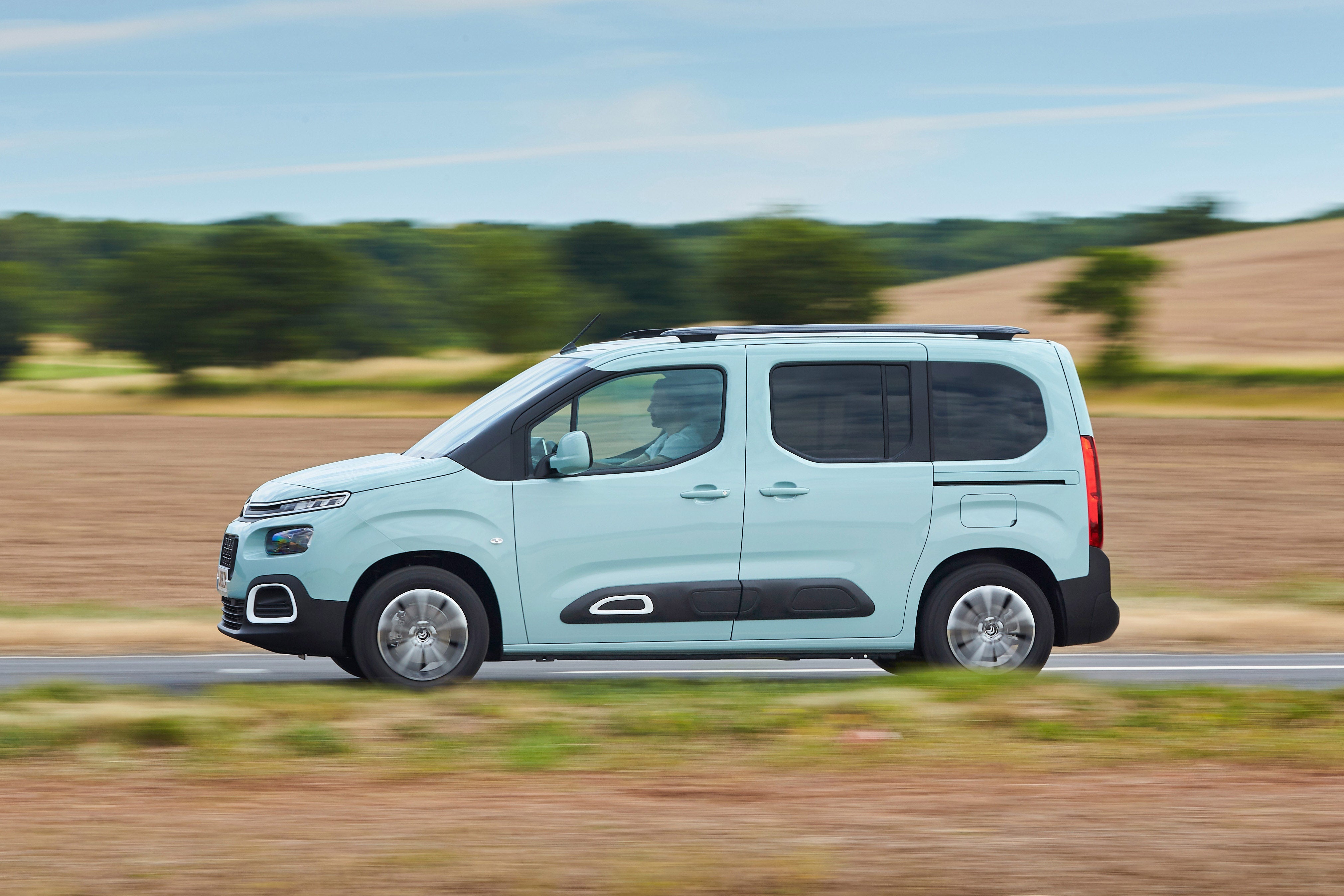 Citroen Berlingo MPV Review 2026: Price, specs & boot space | heycar UK