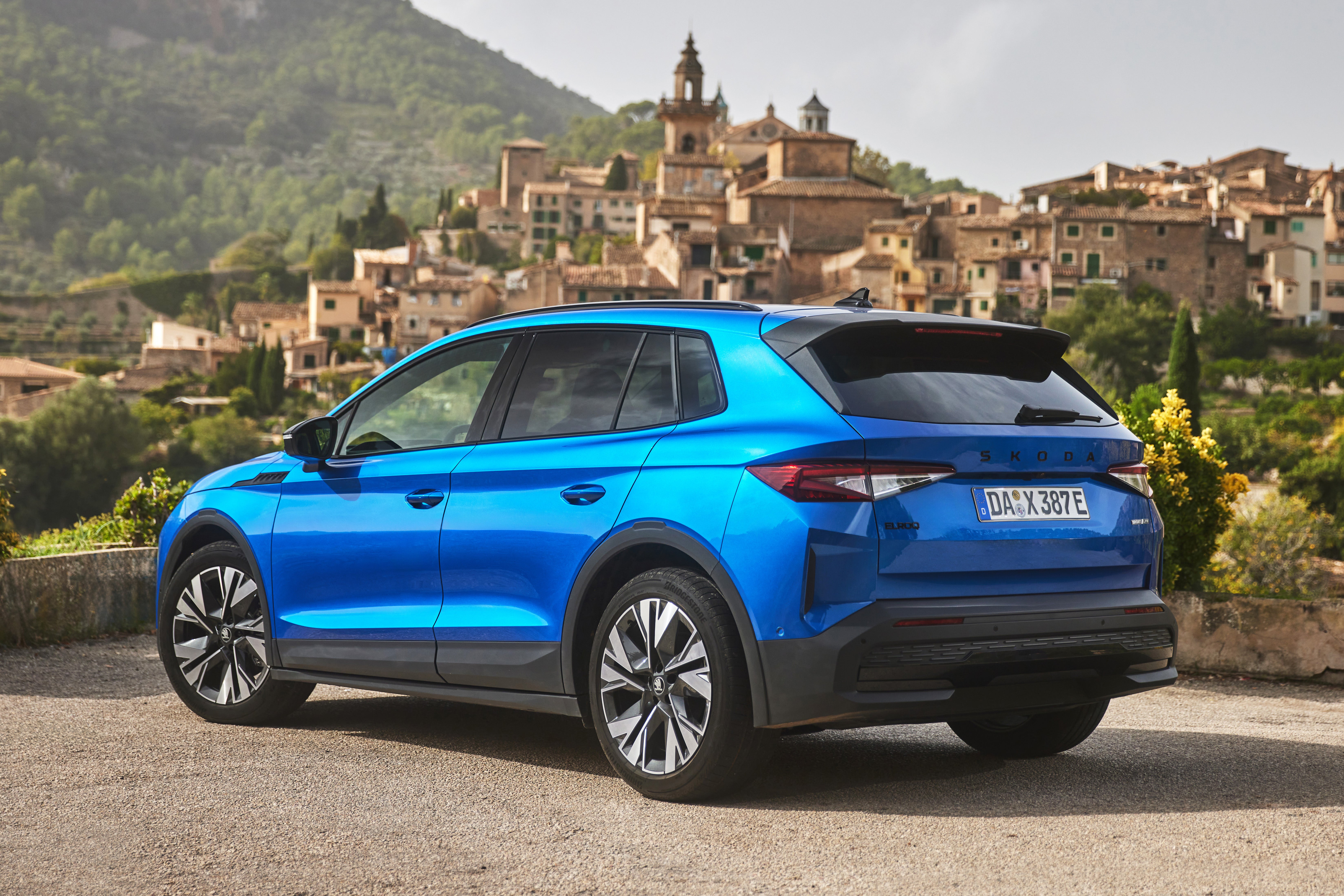 Skoda Elroq Review 2025: Price, specs & boot space | heycar UK