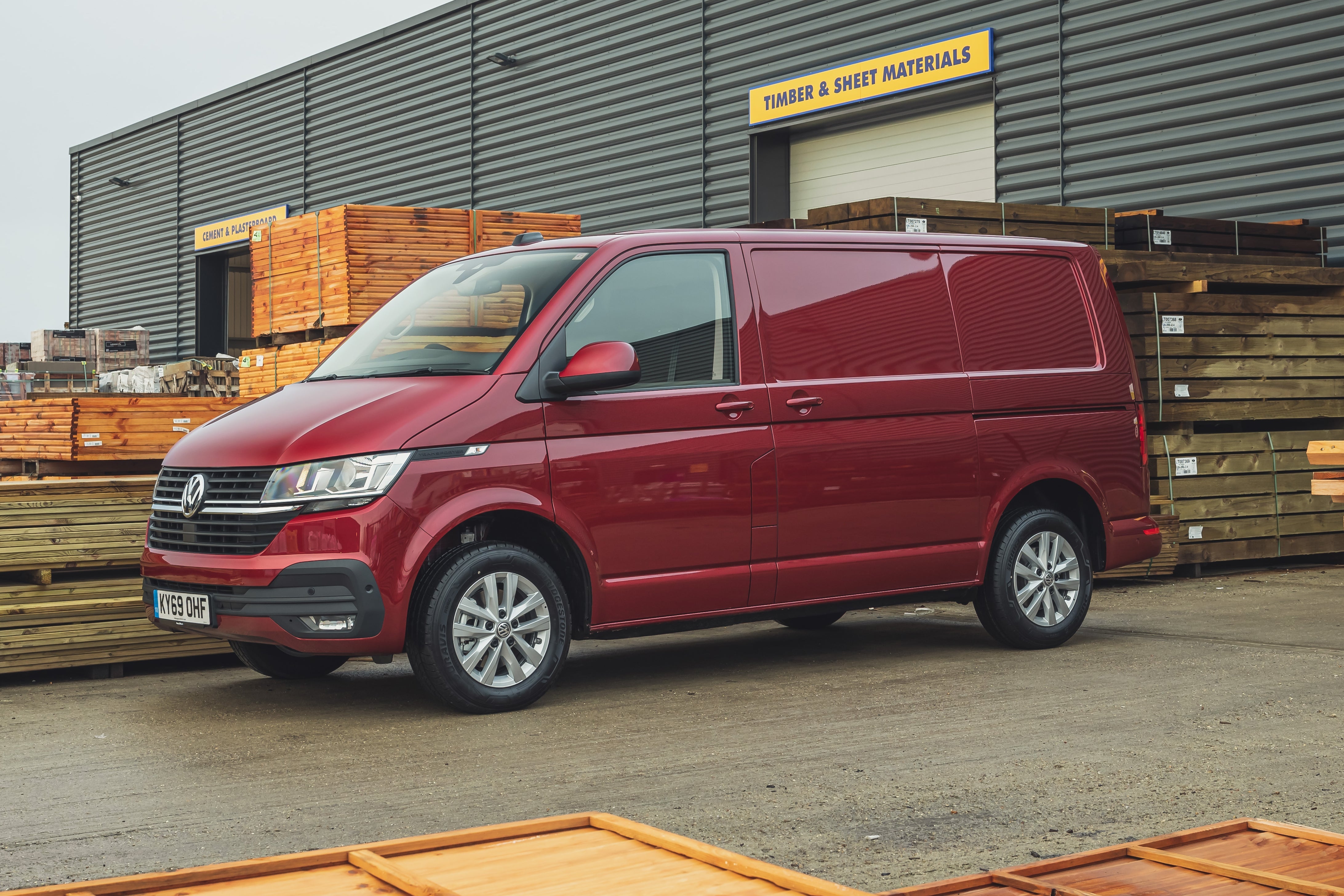 Volkswagen T6 Transporter (2020-2024) Review | heycar UK