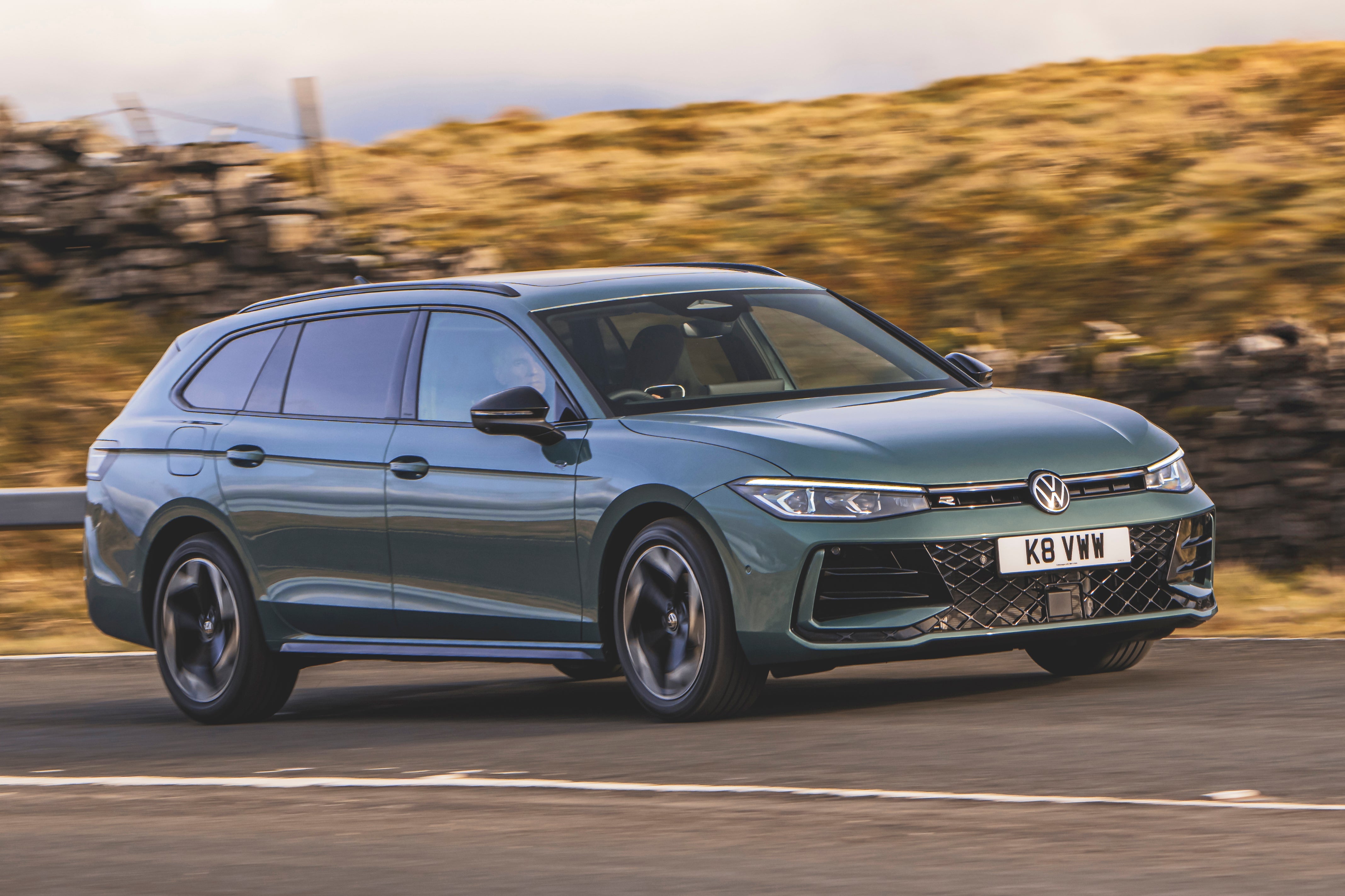 Volkswagen Passat Estate Review 2025: Price, specs & boot space | heycar UK