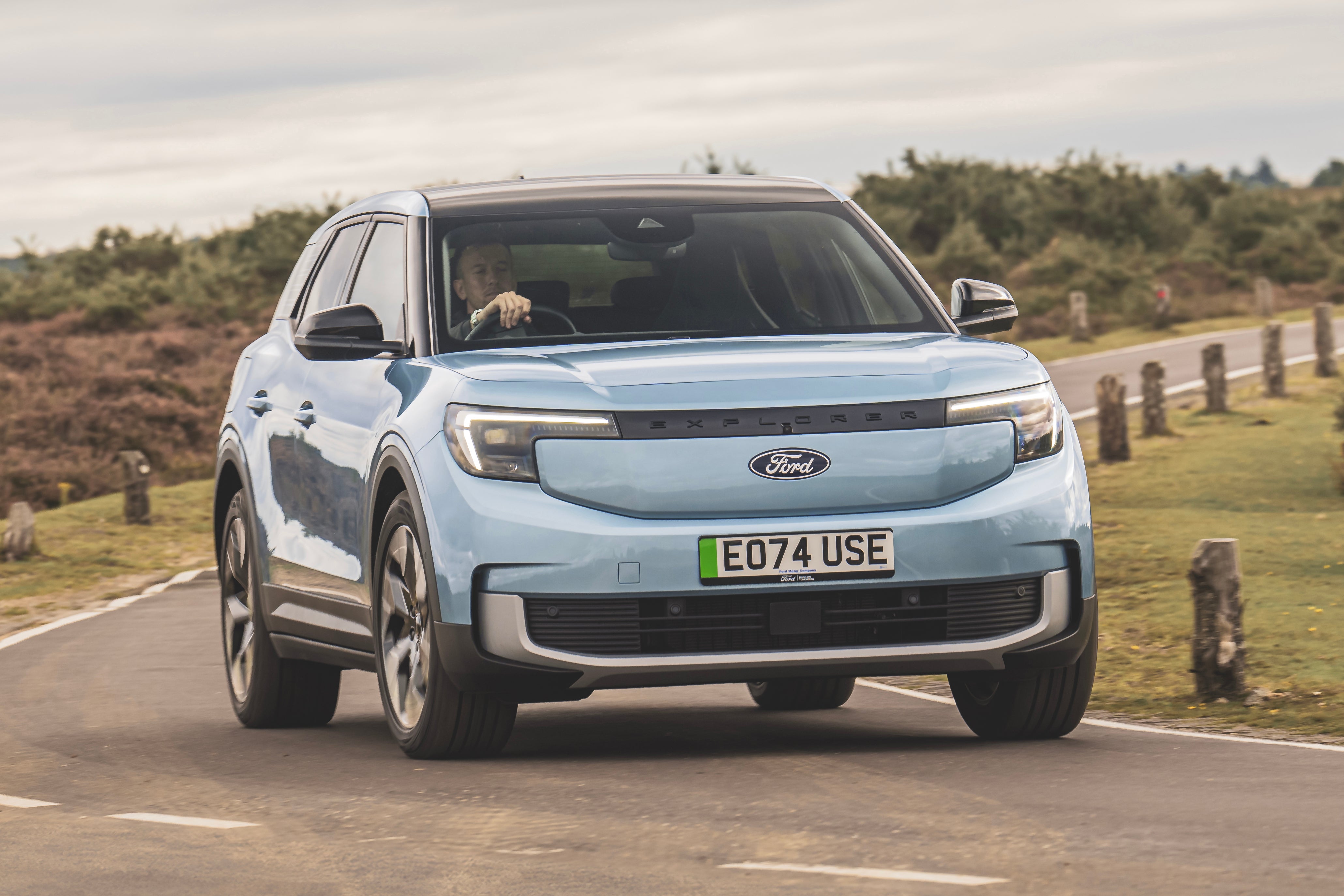 Ford Explorer Review 2025: Price, specs & boot space | heycar UK