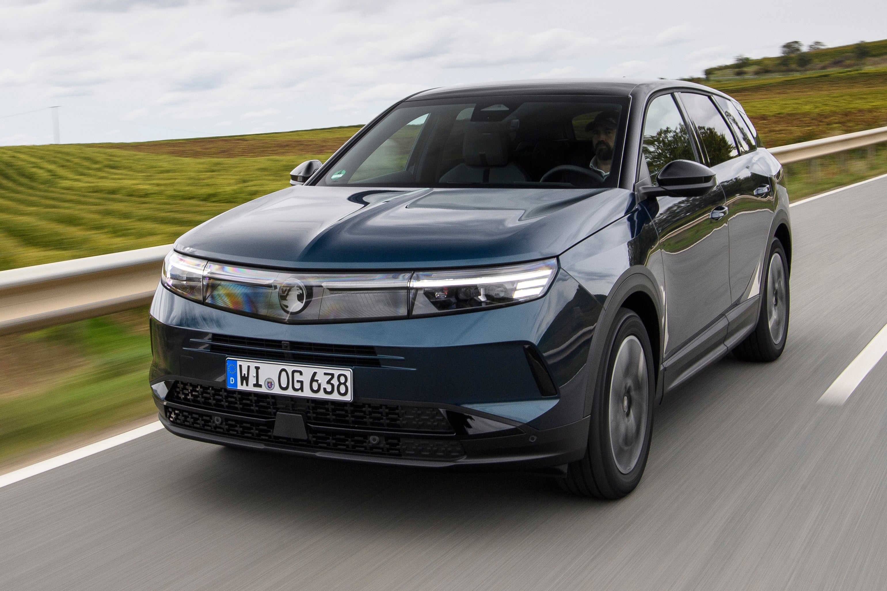 Vauxhall Grandland Review 2026: Price, specs & boot space | heycar UK