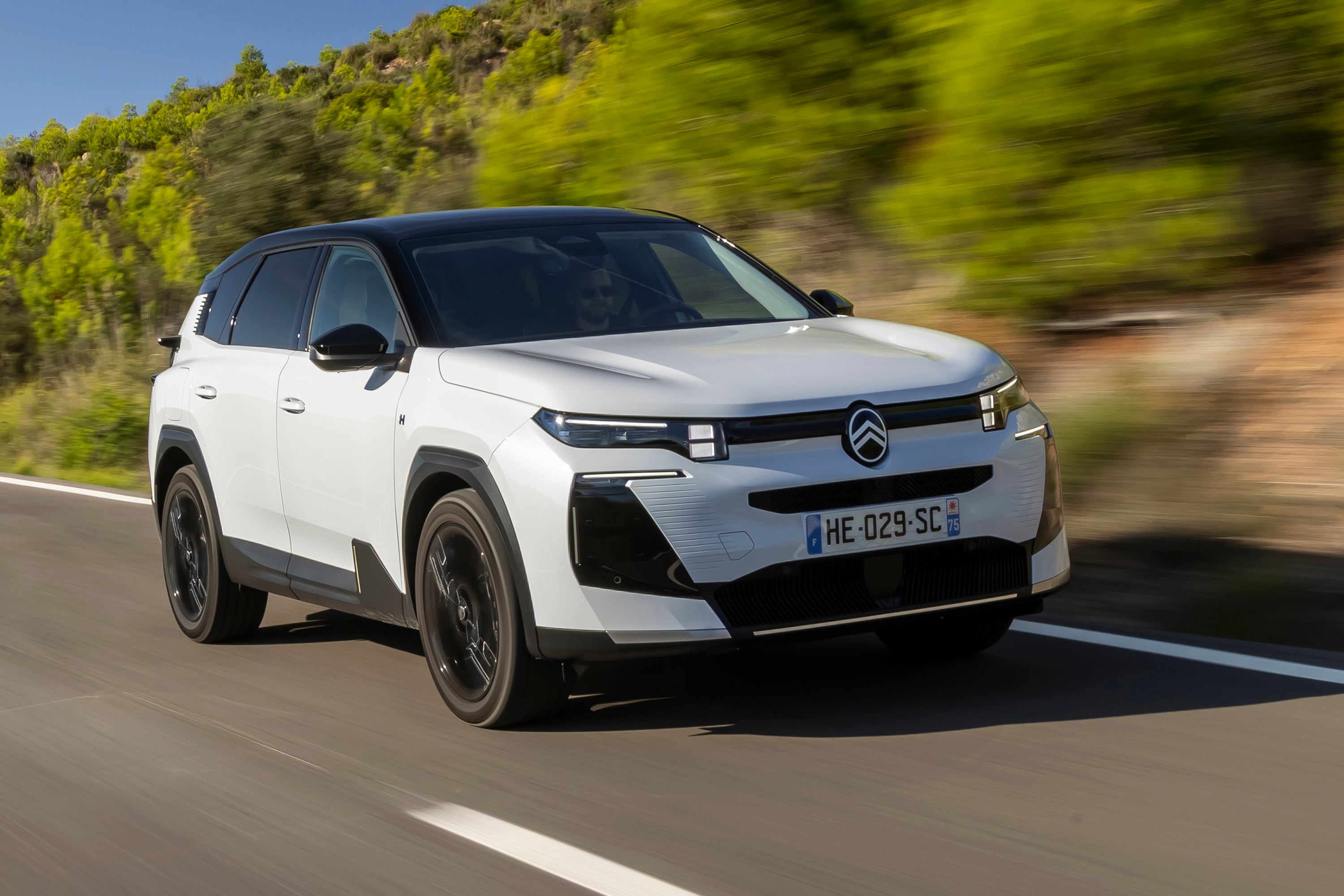 Citroen C5 Aircross Review 2026: Price, specs & boot space | heycar UK